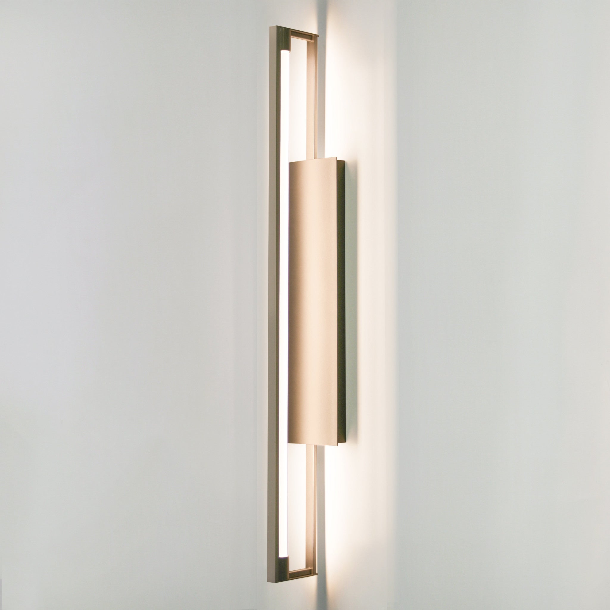RAY Wall Sconce – Ridgely Studio Works